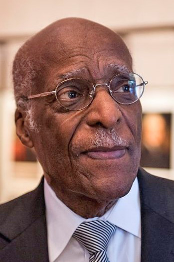 Statue unveiled in honor of judge | News, Sports, Jobs - The Vindicator